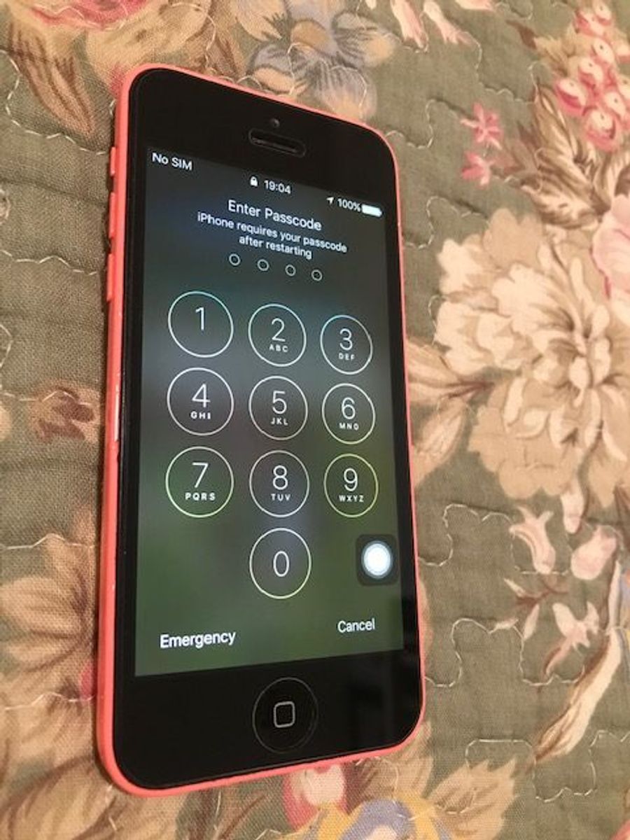 Lindo Iphone 5c Rosa 32gb | Iphone Apple Usado 33389243 | enjoei