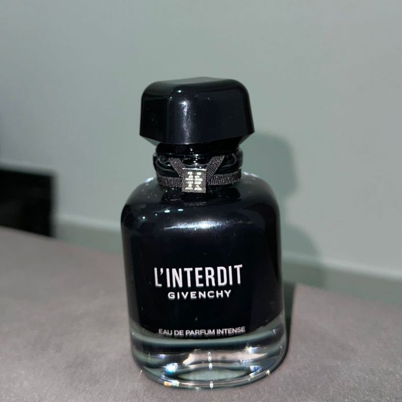 Linterdit Intense 80ml | Perfume Feminino Givenchy Usado 84654772 | enjoei