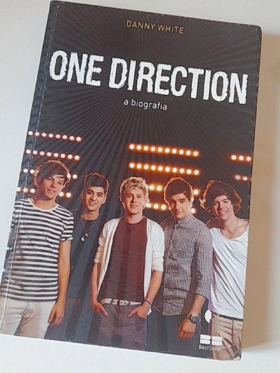 Livro a Biografia One Direction | Item Info & Eletro Usado 76051205 ...