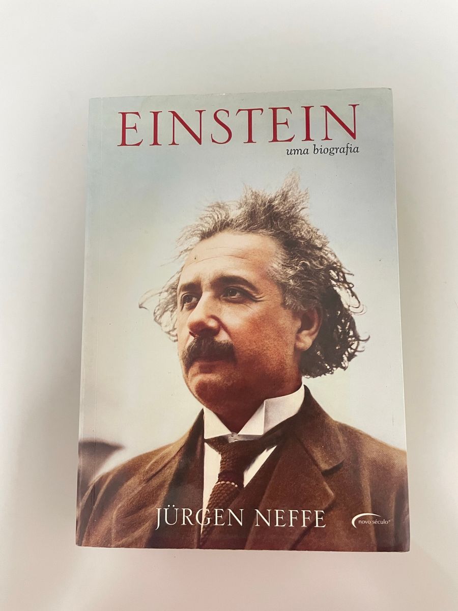 Livro Biografia Einstein | Livro Novo Século Usado 132711653 | enjoei