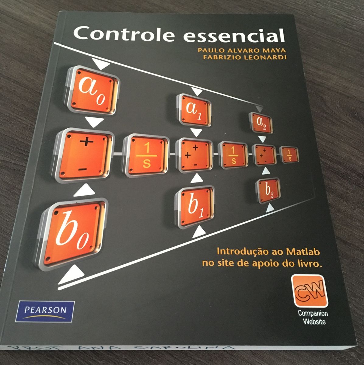 Livro de Controle Essencial Introdução Ao Matlab de Paulo Álvaro Maya ...