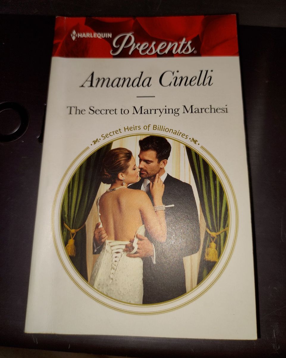 Livro de Romance em Inglês Amanda Cinelli The Secret To Marrying Marchesi | Livro Usado 56375749 ...