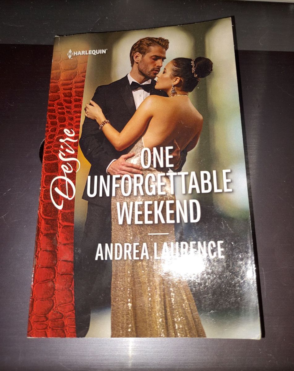 Livro De Romance Em Inglês Andrea Laurence One Unforgettable Weekend
