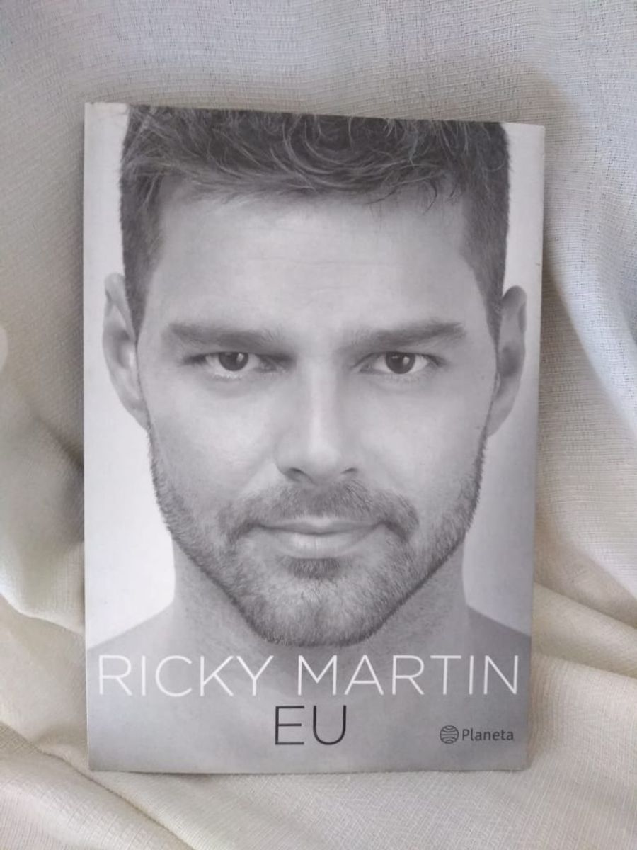 Livro do Ricky Martin Eu | Livro Planeta Nunca Usado 53040001 | enjoei