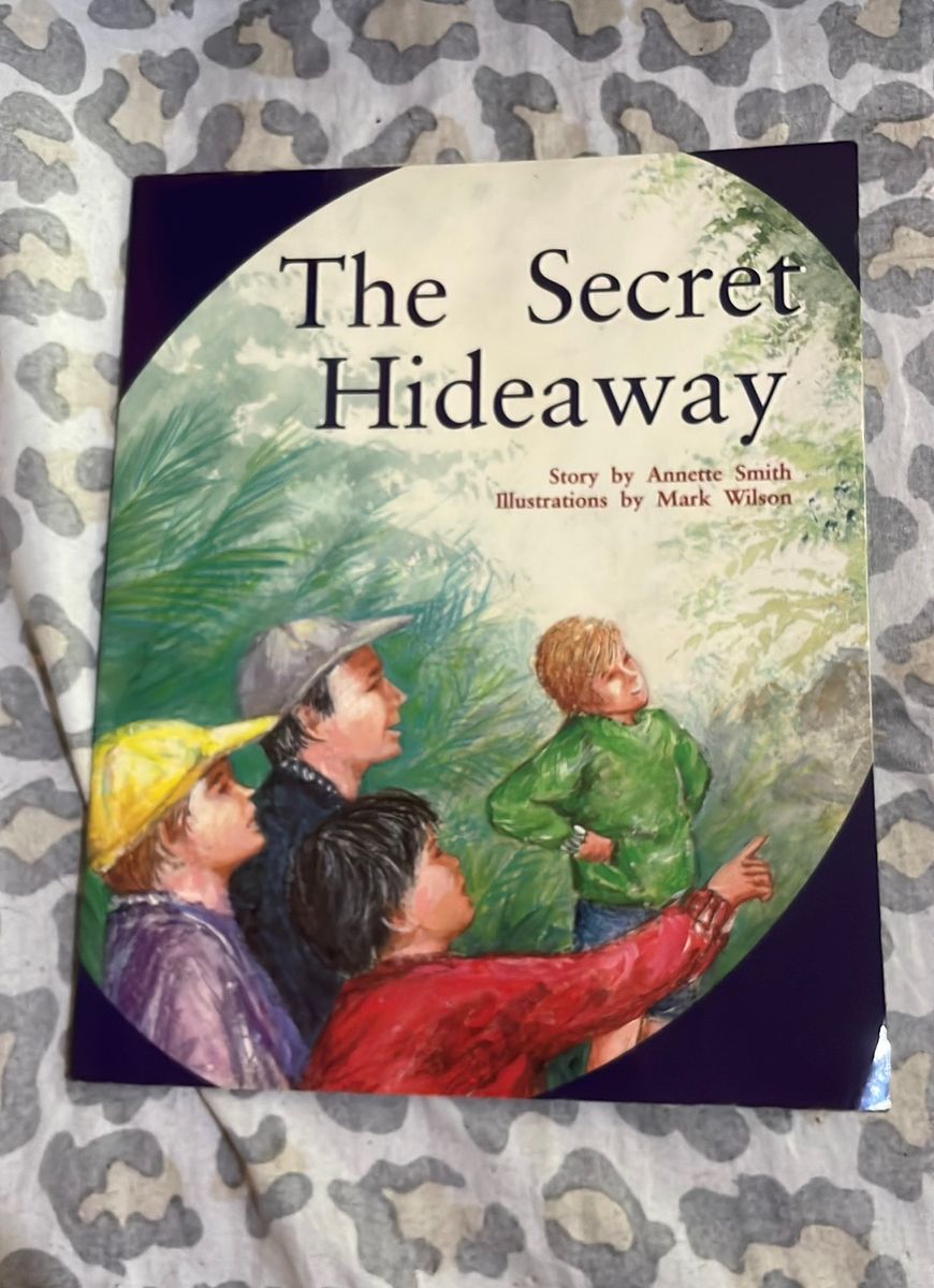 Livro em Inglês The Secret Hideaway Annette Smith | Livro Usado ...
