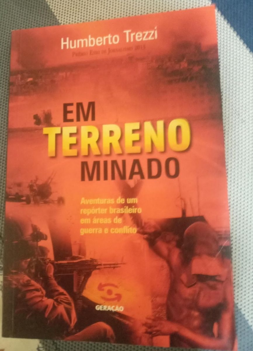 Livro em Terreno Minado | Livro Usado 46107852 | enjoei