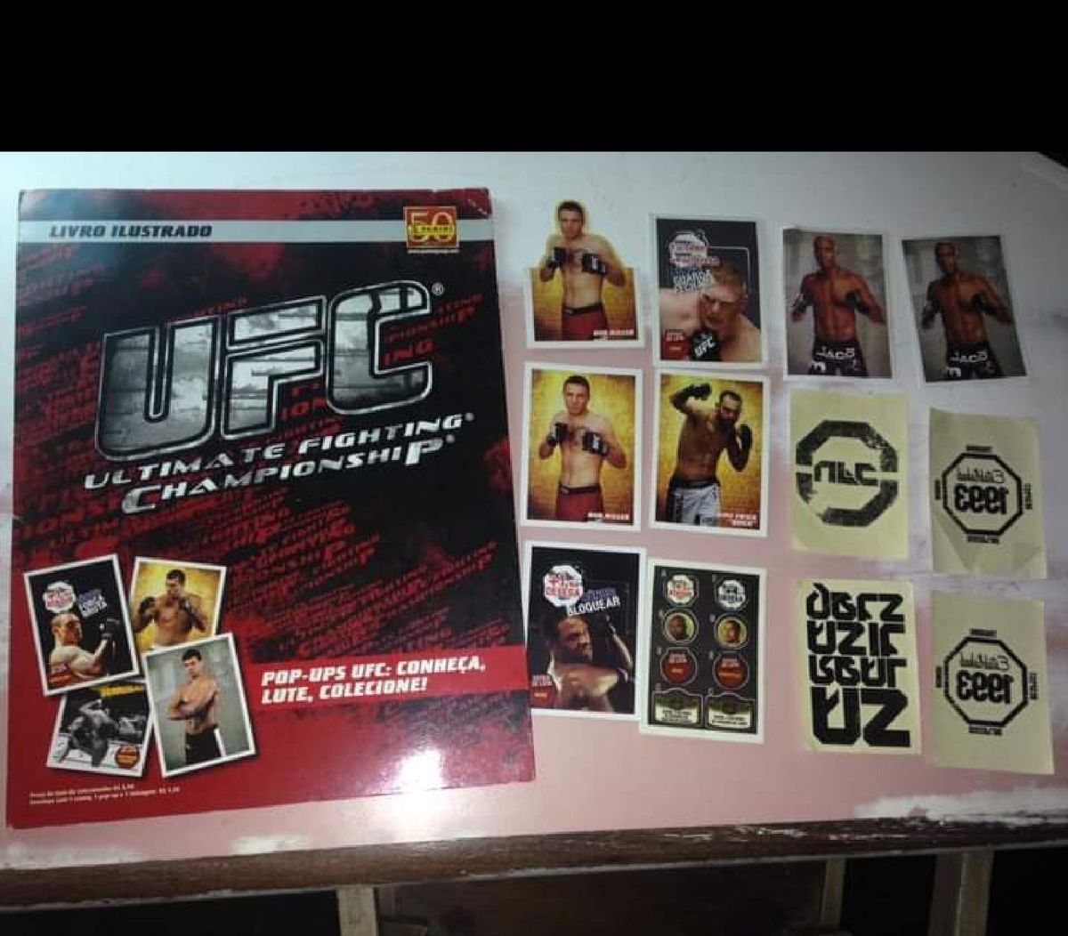 Livro Ilustrado Ufc com 12 Cards Figurinhas R$44 | Livro Panini Nunca ...