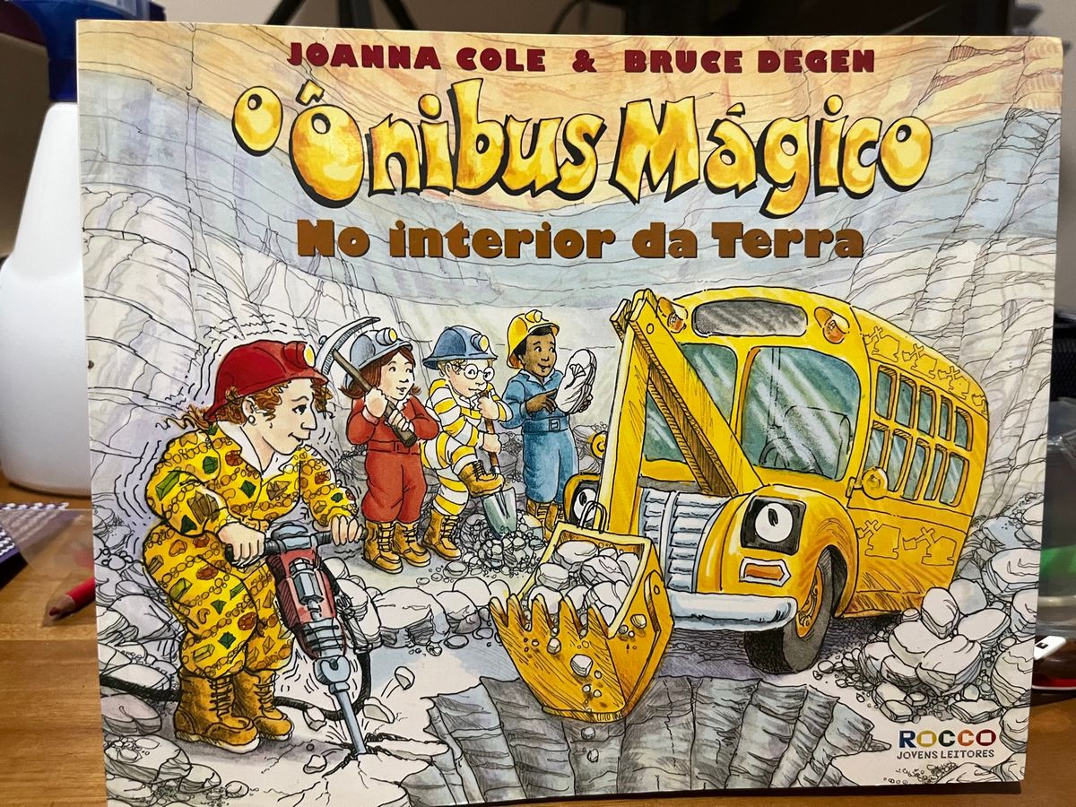 Livro O Ônibus Mágico No Interior da Terra | Livro Rocco Usado 98400655 ...
