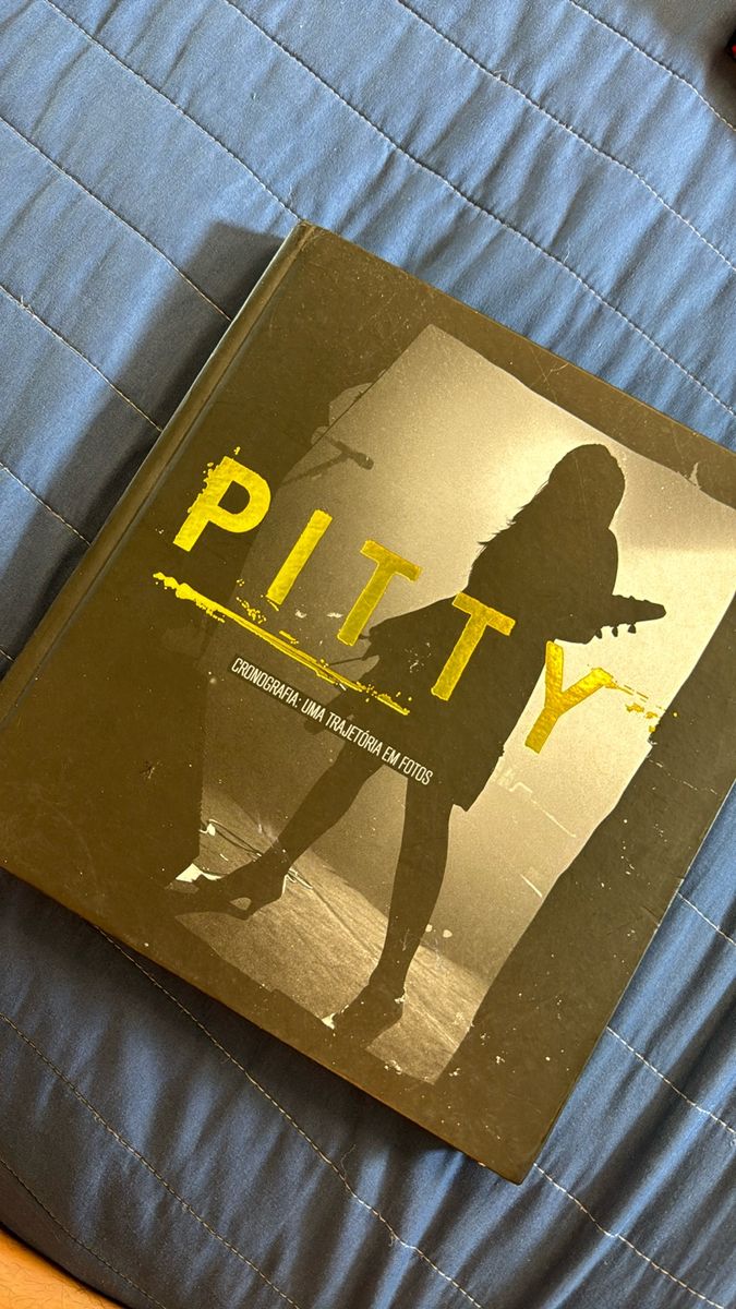 Livro Pitty, Cronografia: Uma Trajetória em Fotos | Livro Editora Ideal ...