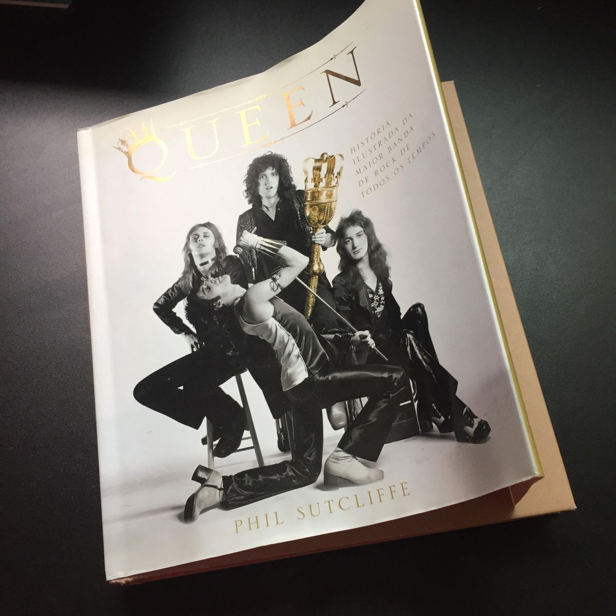 Livro - Queen História Ilustrada da Maior Banda de Rock de Todos Os ...