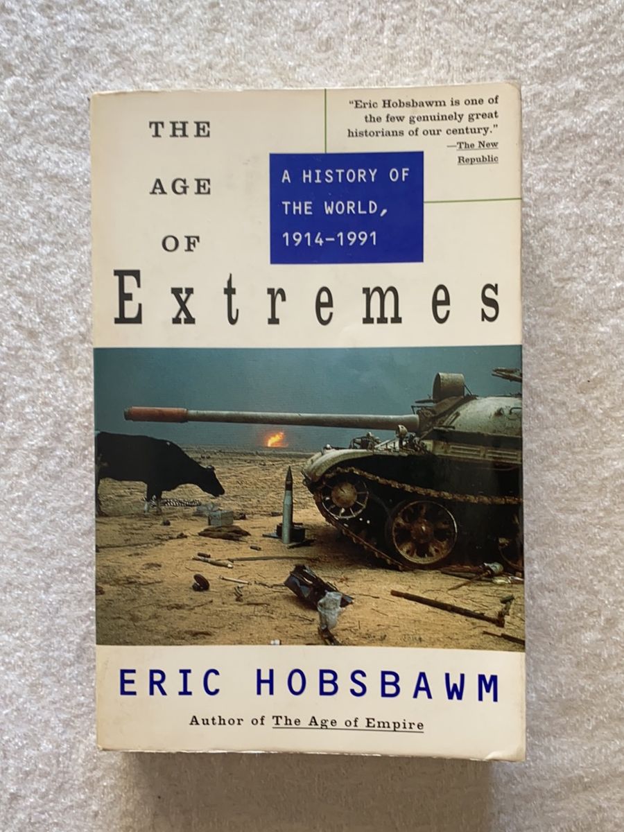 Livro The Age Of Extremes - Eric Hobsbawm | Livro Usado 63216622 | enjoei