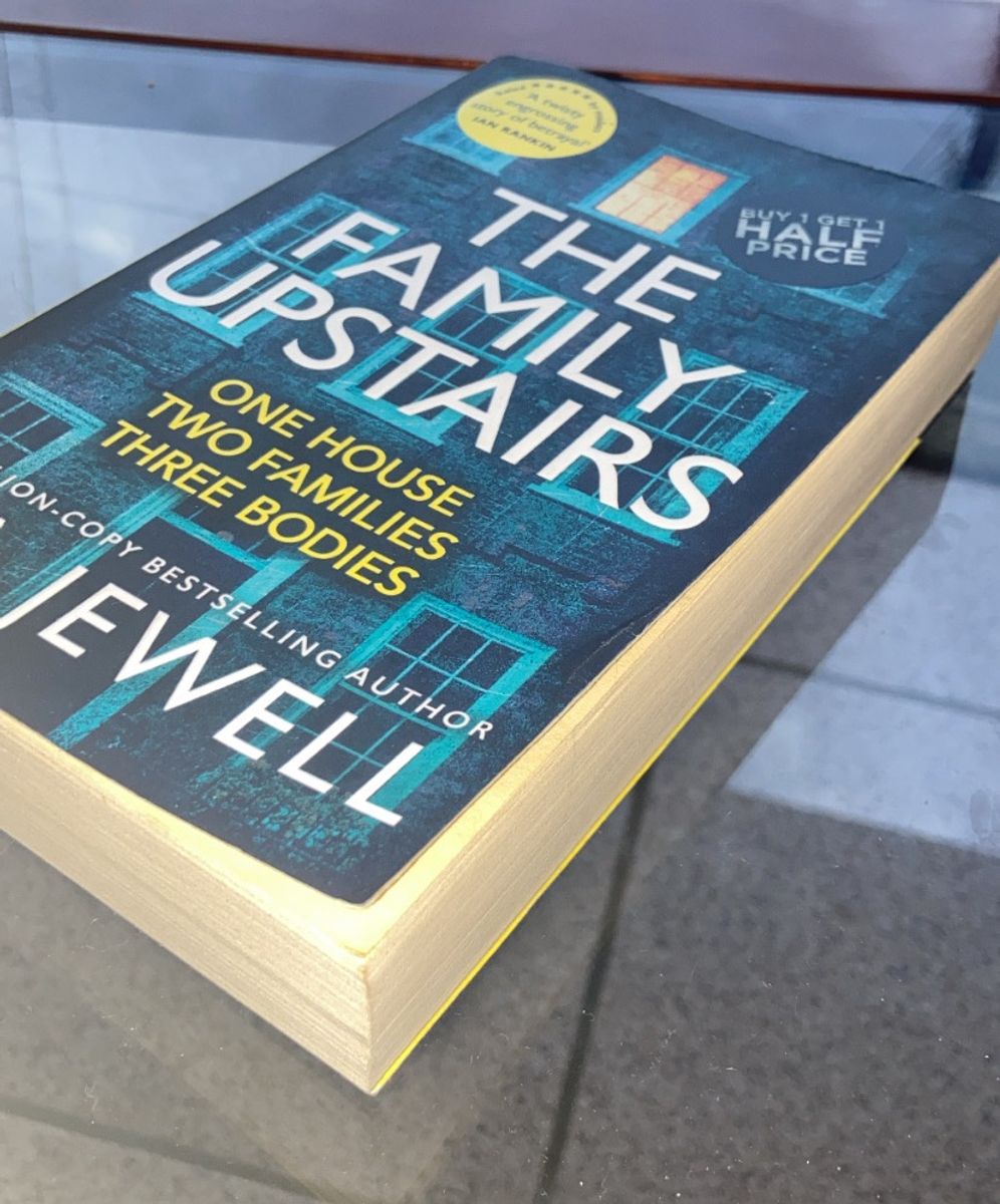 Livro The Family Upstairs em Inglês | Livro Lisa Jewell Usado 80618982 ...