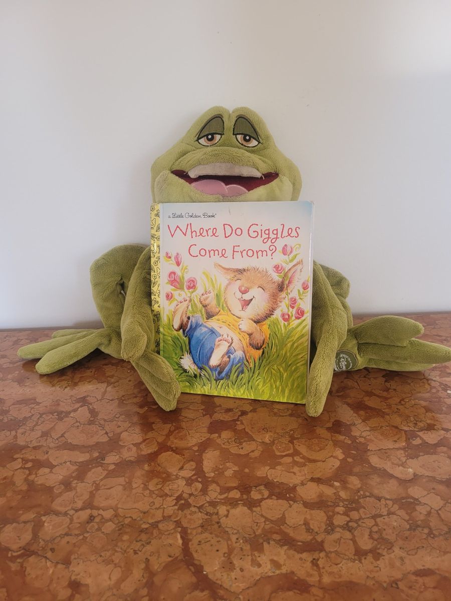 Livro Where do Giggles Come From? - Coleção Little Golden Books | Livro ...