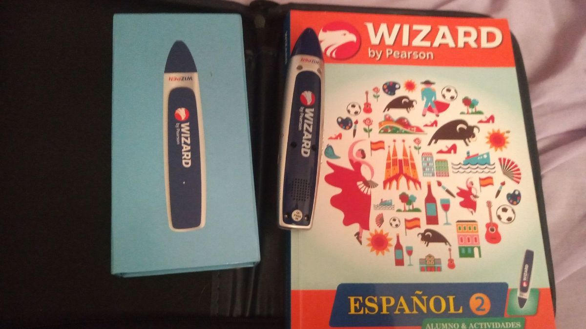 Livro Wizard Espanhol + Caneta | Livro Livro Usado 122723125 | enjoei