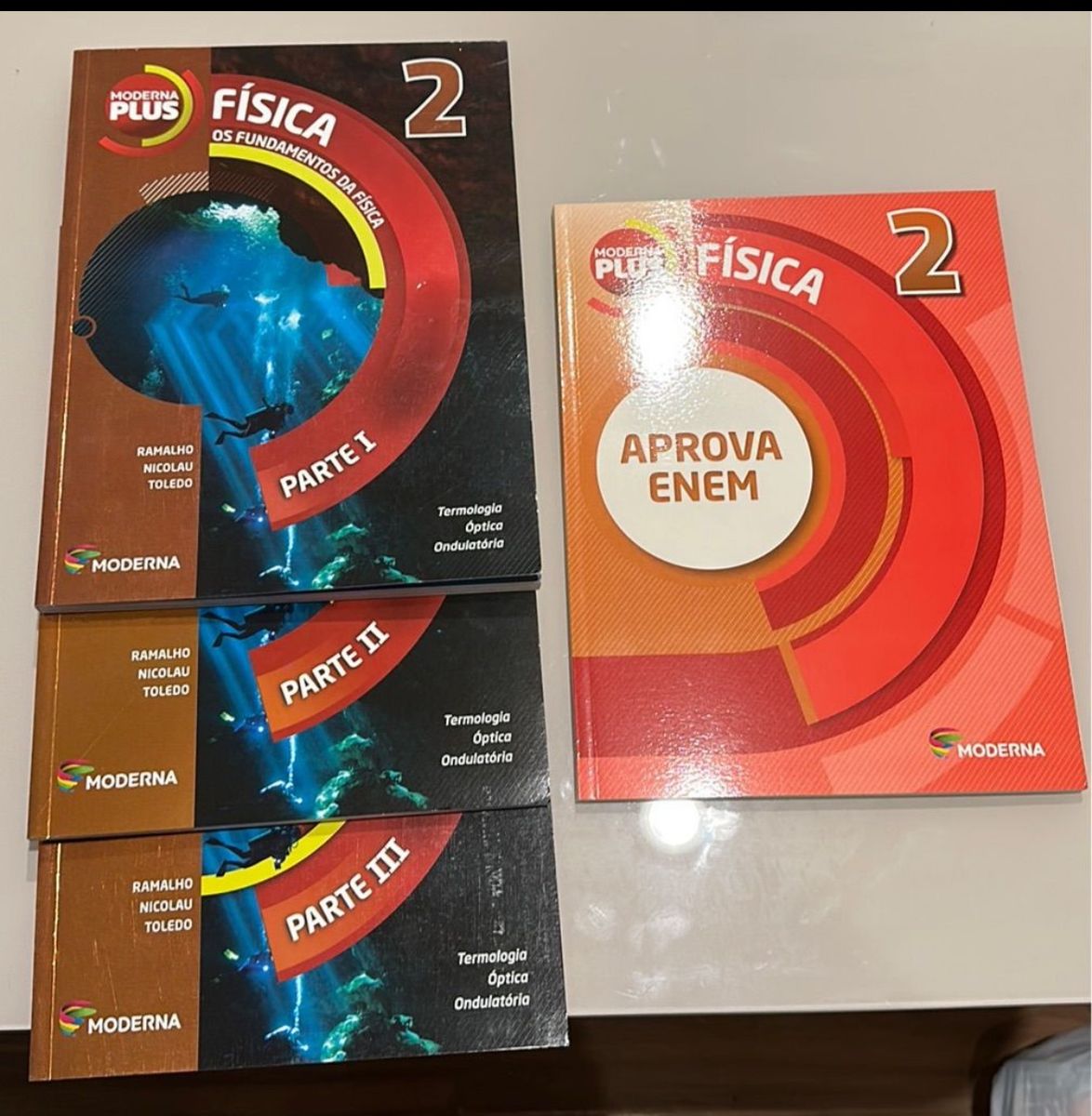 Livros Física 2 Ensino Médio | Livro Moderna Nunca Usado 82786497 | enjoei