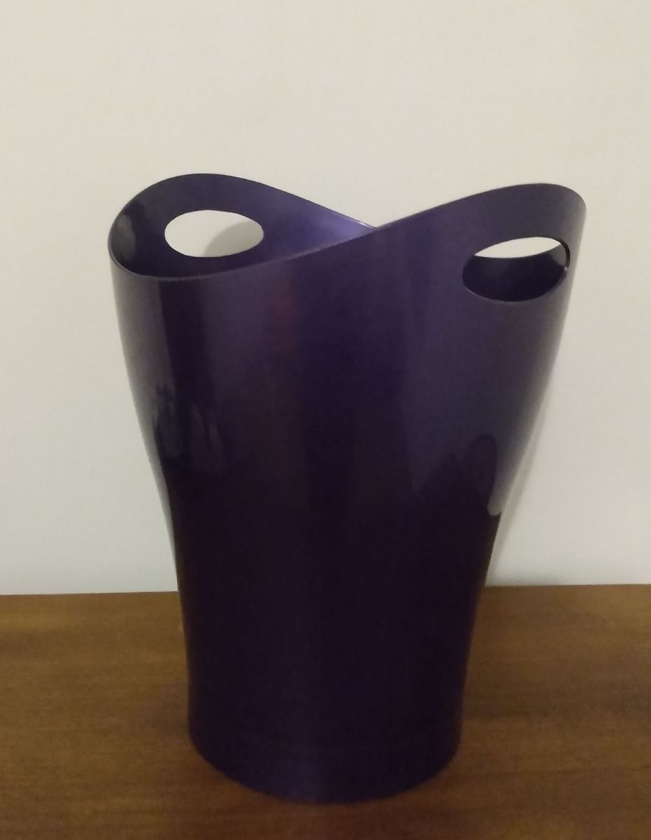 Lixeira Roxa | Item de Decoração Usado 74397247 | enjoei