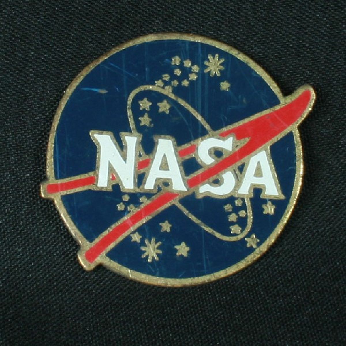 Logomarca da Nasa em Metal da Década de 1980 | Cacareco Usado 94605073 ...