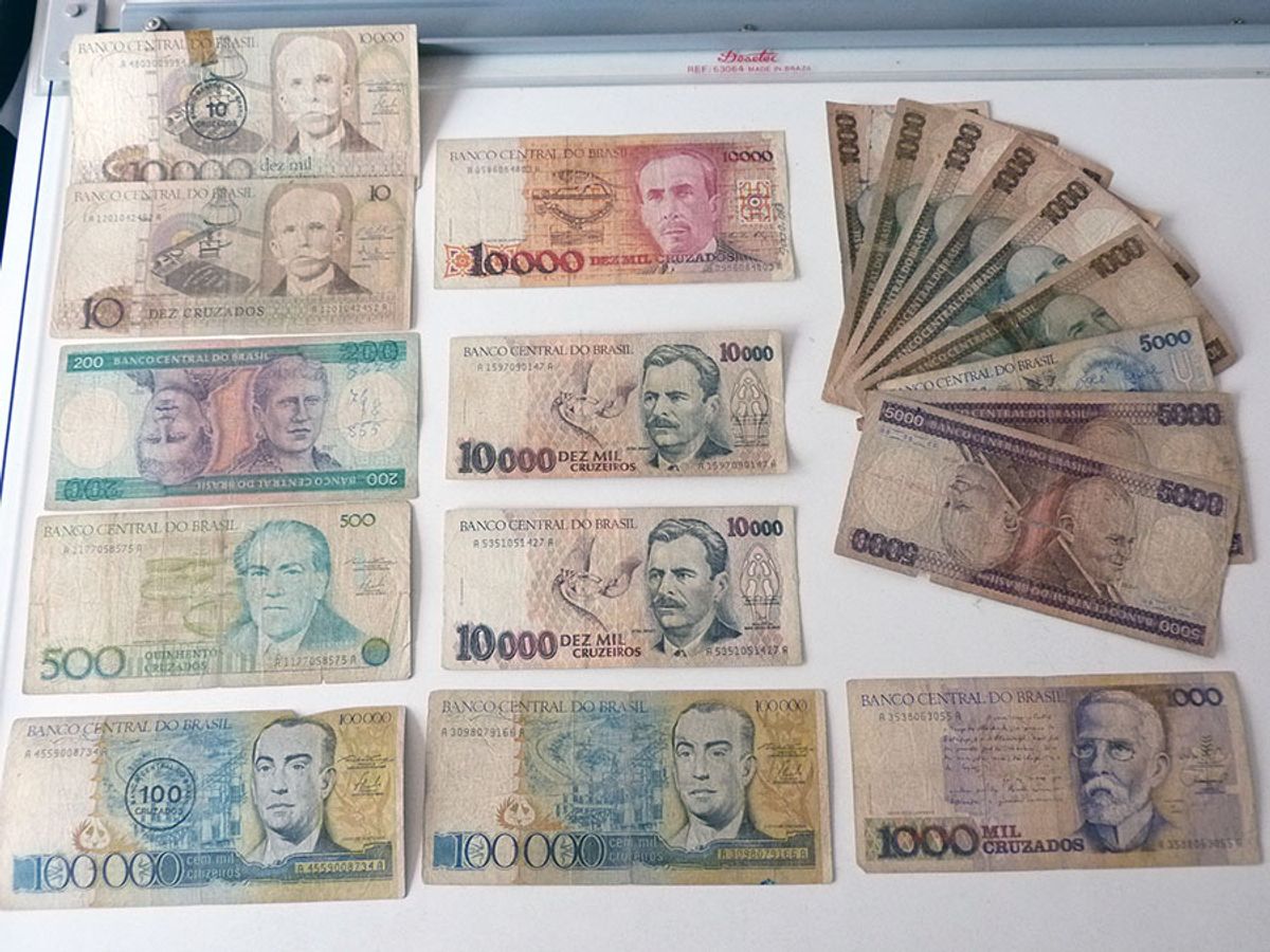 Lote 19 Notas Antigas Cruzados Ou Cruzeiros - Brasil Anos 80 (leia ...