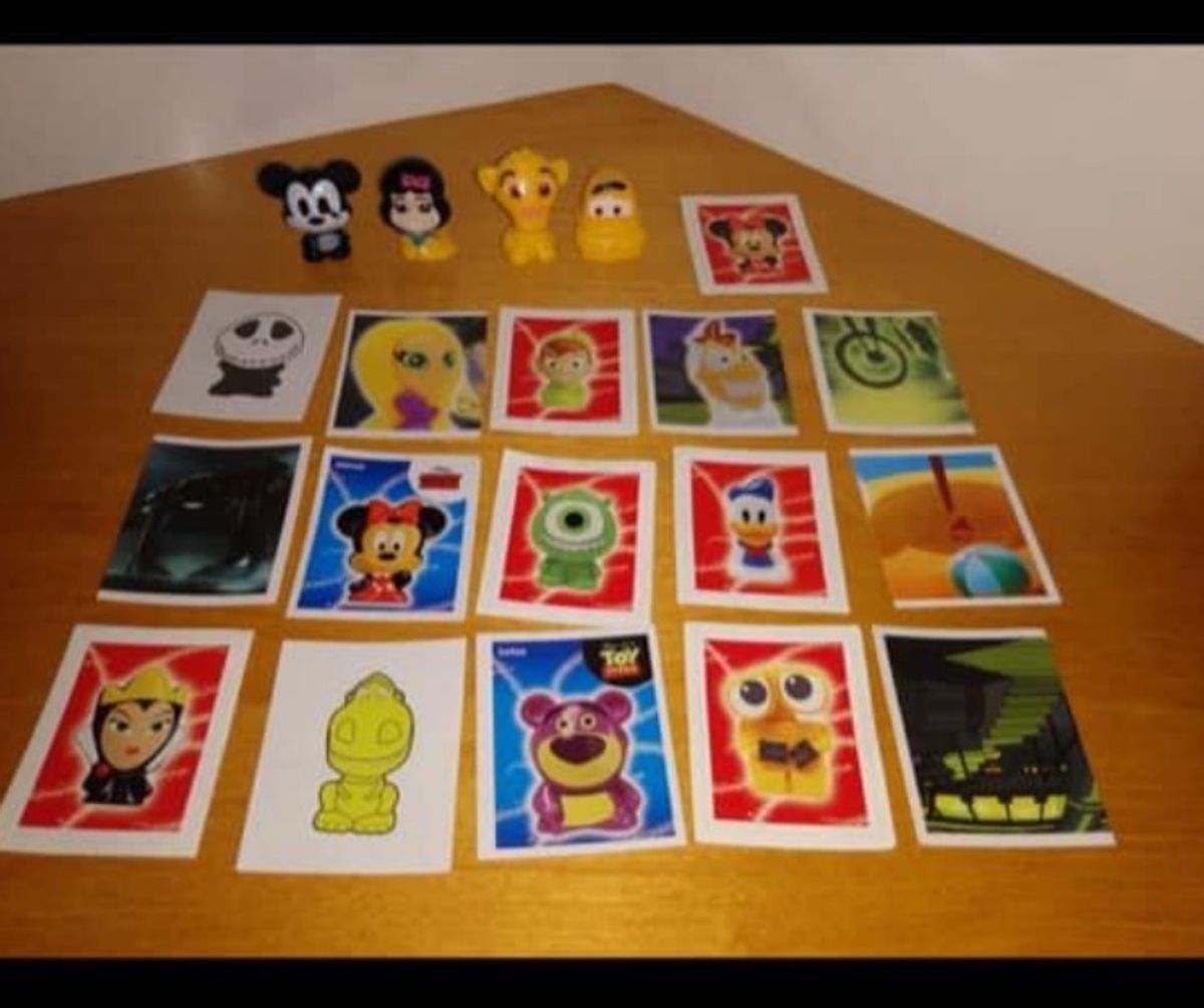 Lote 4 Gogos Disney e 16 Figurinhas Conforme Fotos Gogos | Brinquedo ...