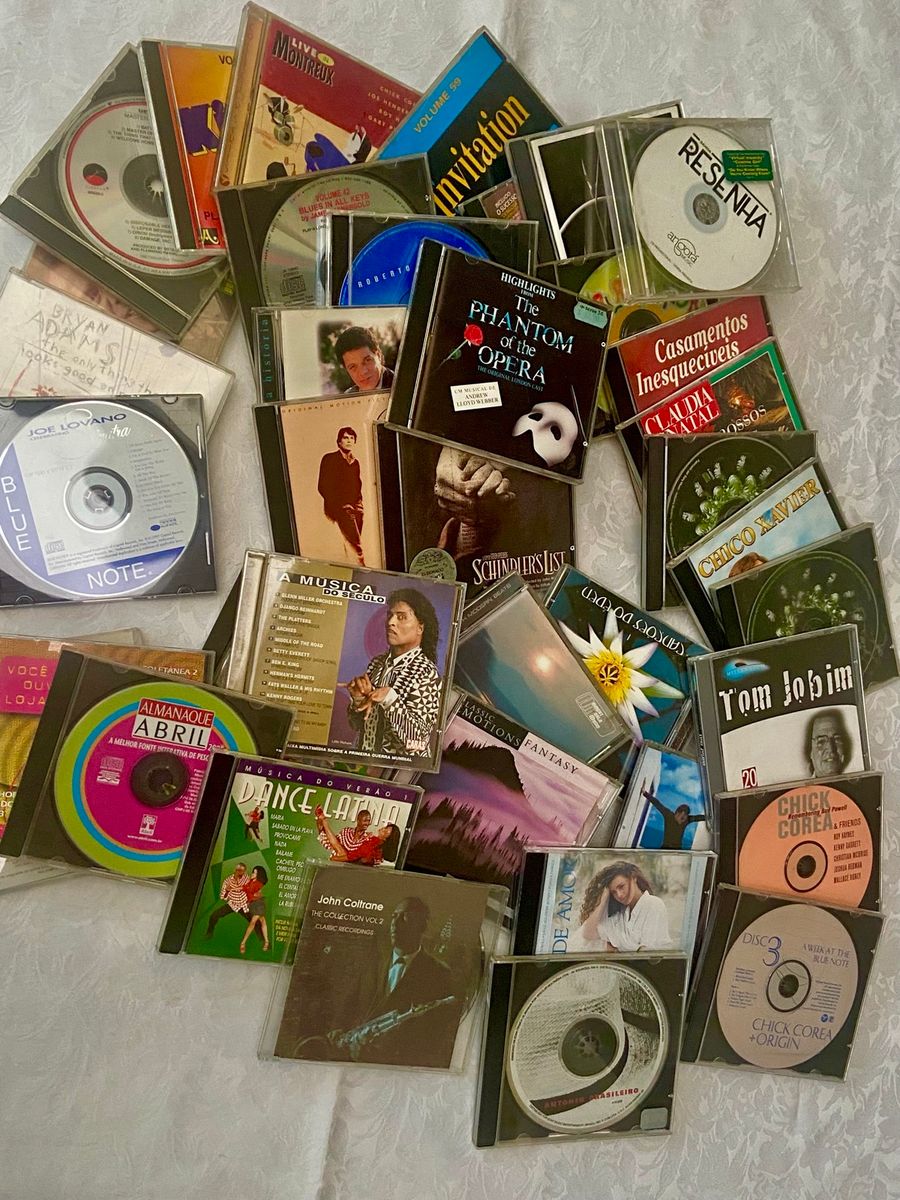 Lote com 40 Cds | Item de Música Usado 122246073 | enjoei