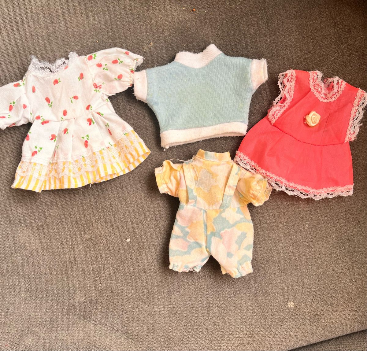 Lote Roupinhas Filho Filha Barbie Susi Kit Suzi Susie Suzie Antiga ...