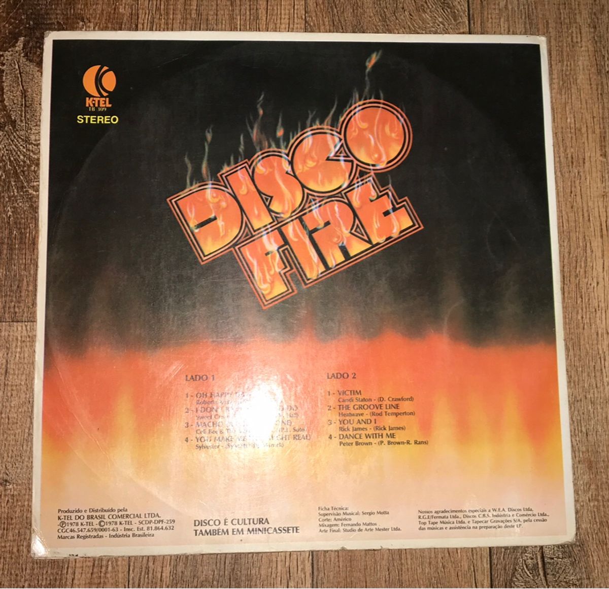 Lp Disco Fire Coletânea Funk Soul Disco Brasil | Item de Música K Tel ...