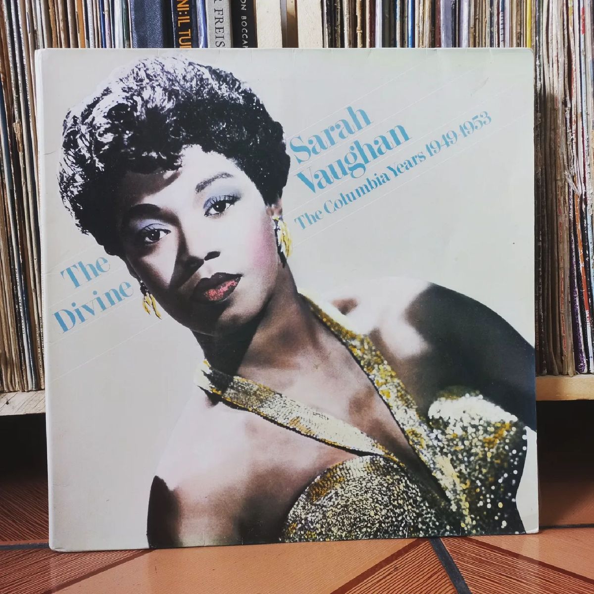 Lp - Sarah Vaughan - The Divine | Produto Vintage e Retro Disco De Vinil Usado 74438703 | enjoei