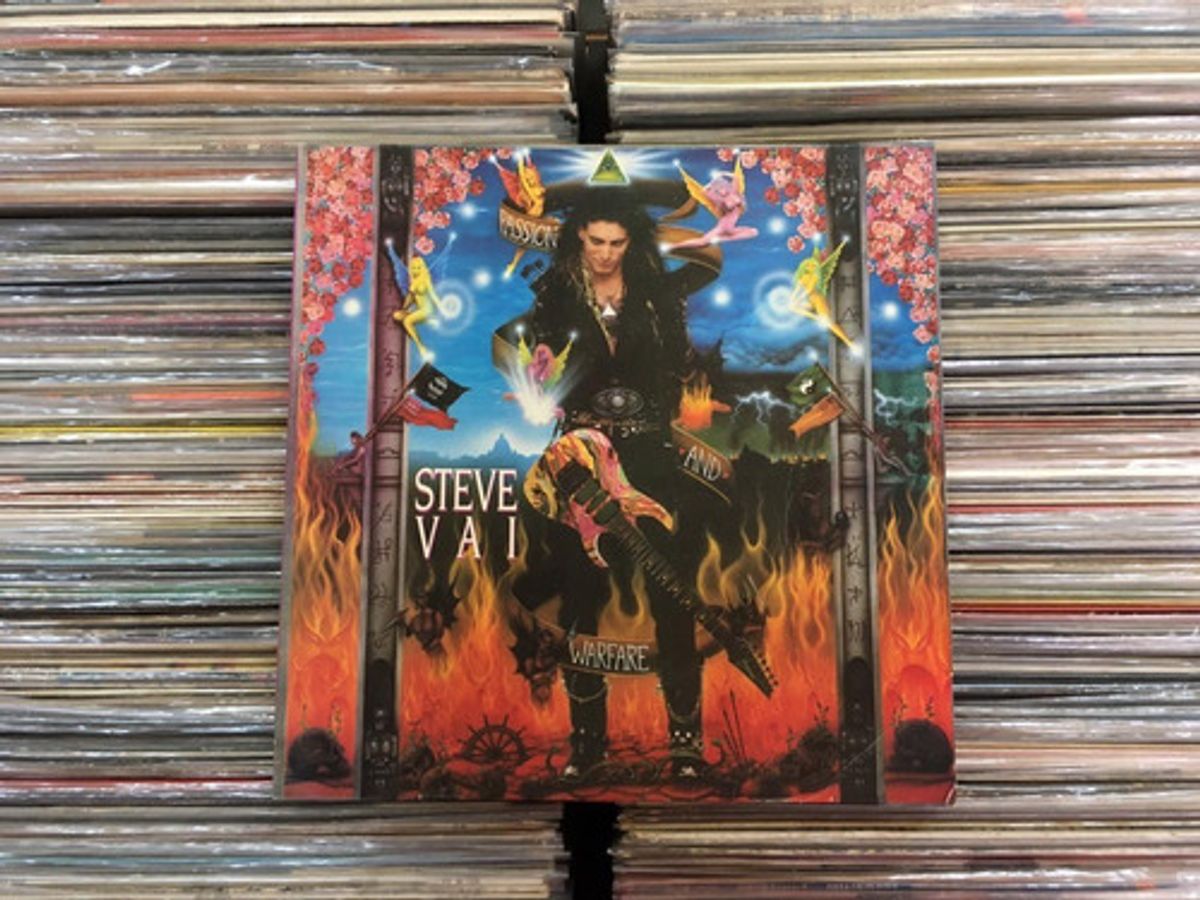 Lp Steve Vai - Passion And Warfare | Item de Música Lp Vinil Usado 79756351 | enjoei
