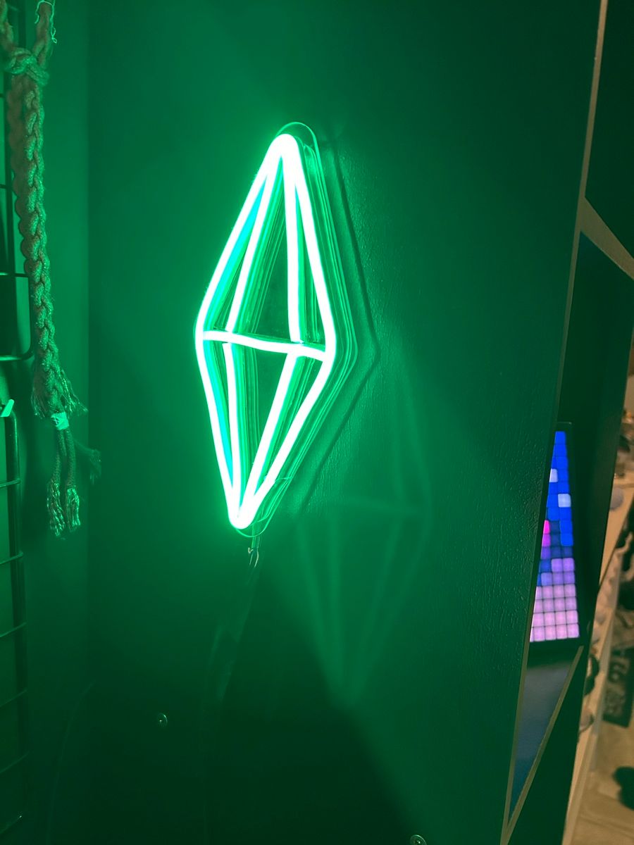 Luminária Led Plumbob The Sims | Móvel p/ Iluminação Neon Types Usado ...