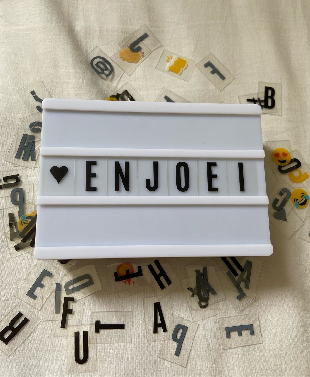 Luminária Letreiro Imaginarium | Móvel p/ Iluminação Imaginarium Nunca ...