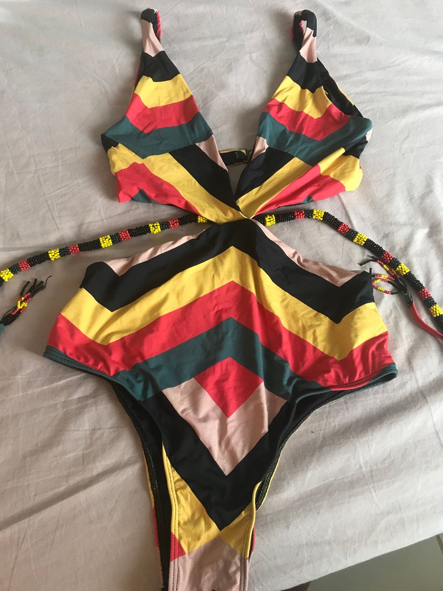 Maiô Farm Olodum | Moda Praia Feminina Farm Usado 47530643 | enjoei