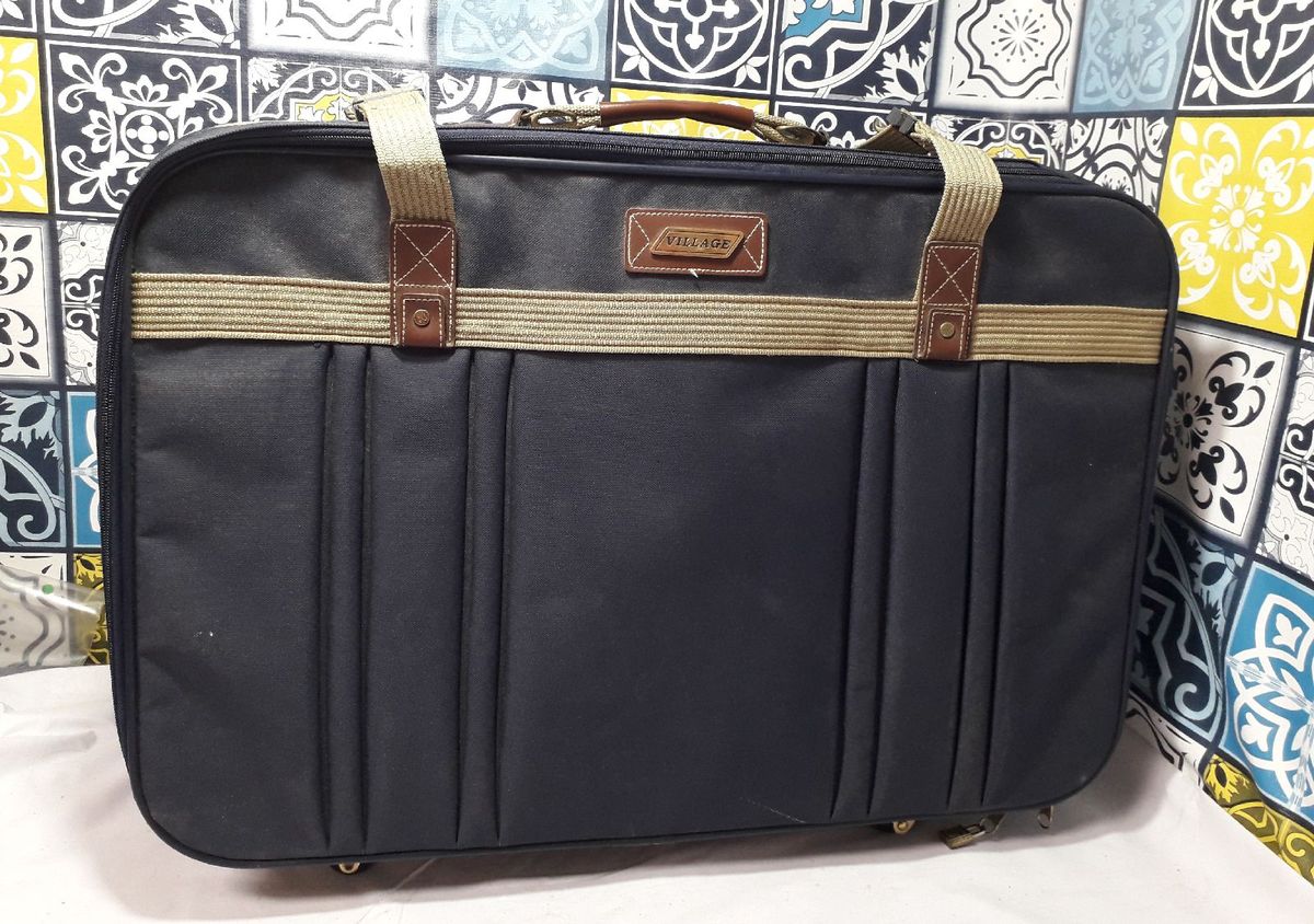 Mala Vintage com Rodinhas | Mala Village Usado 64469022 | enjoei