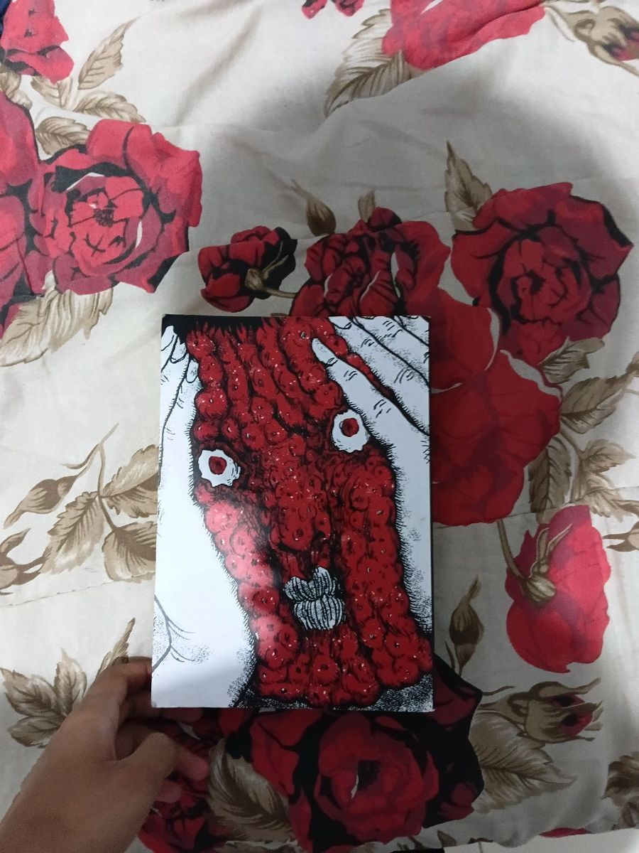 Mangá, Contos Esmagadores | Livro Junji Ito Usado 133784963 | enjoei