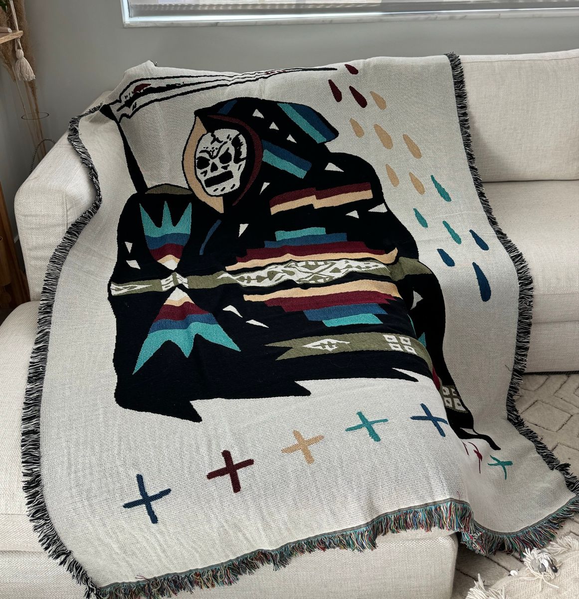 Manta Caveira Urban Outfitters | Bolsa de mão Feminina Urban Outfitters ...