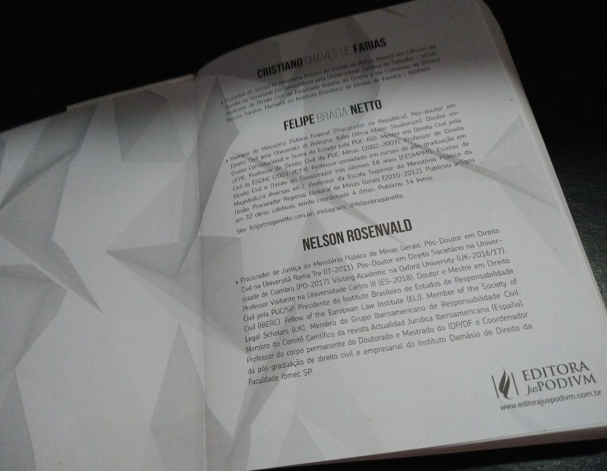 Manual de Direito Civil - Volume Único - Nelson Rosenvald | Livro ...