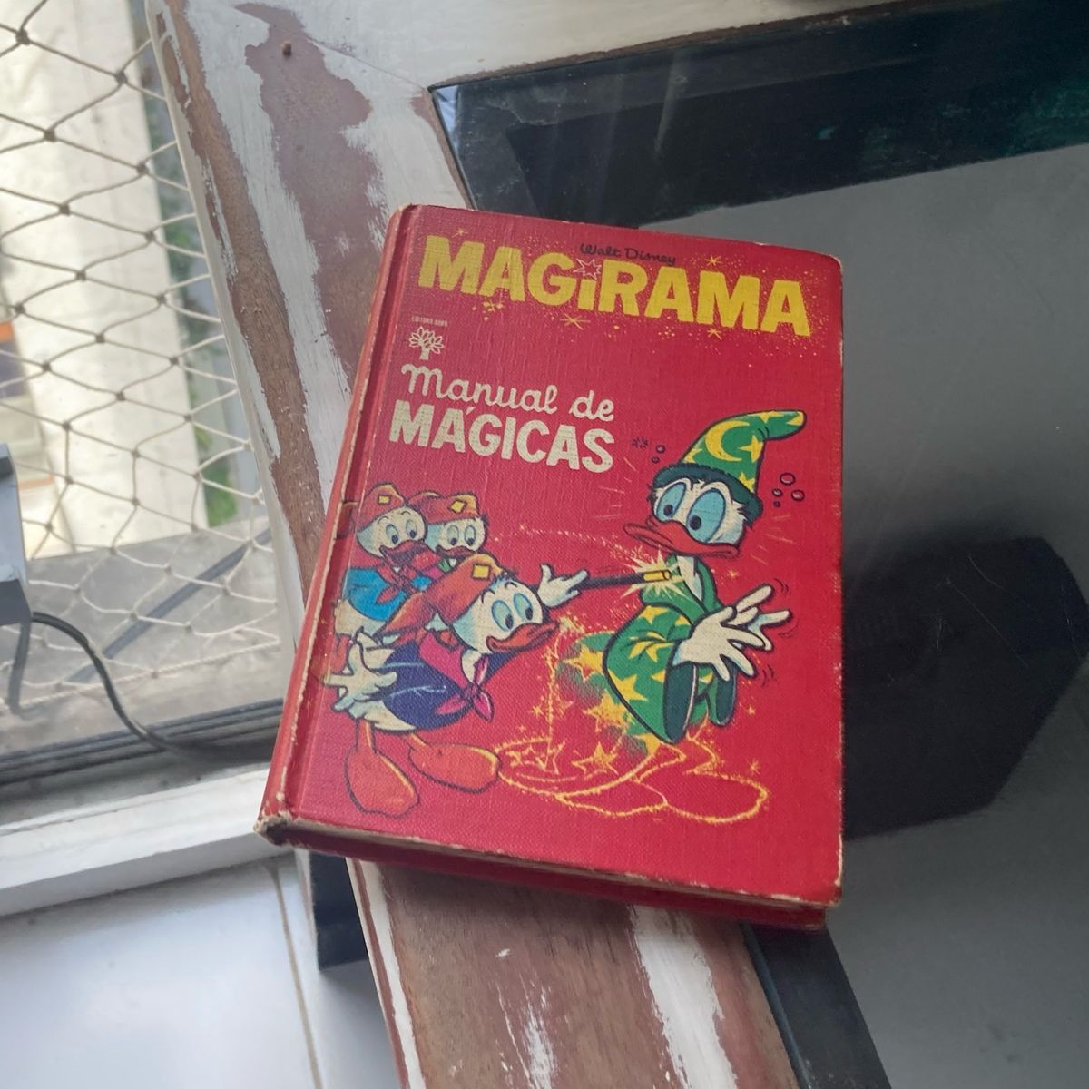 Manual de Mágica Magirama - 1973 - Original Disney | Livro Disney Usado ...