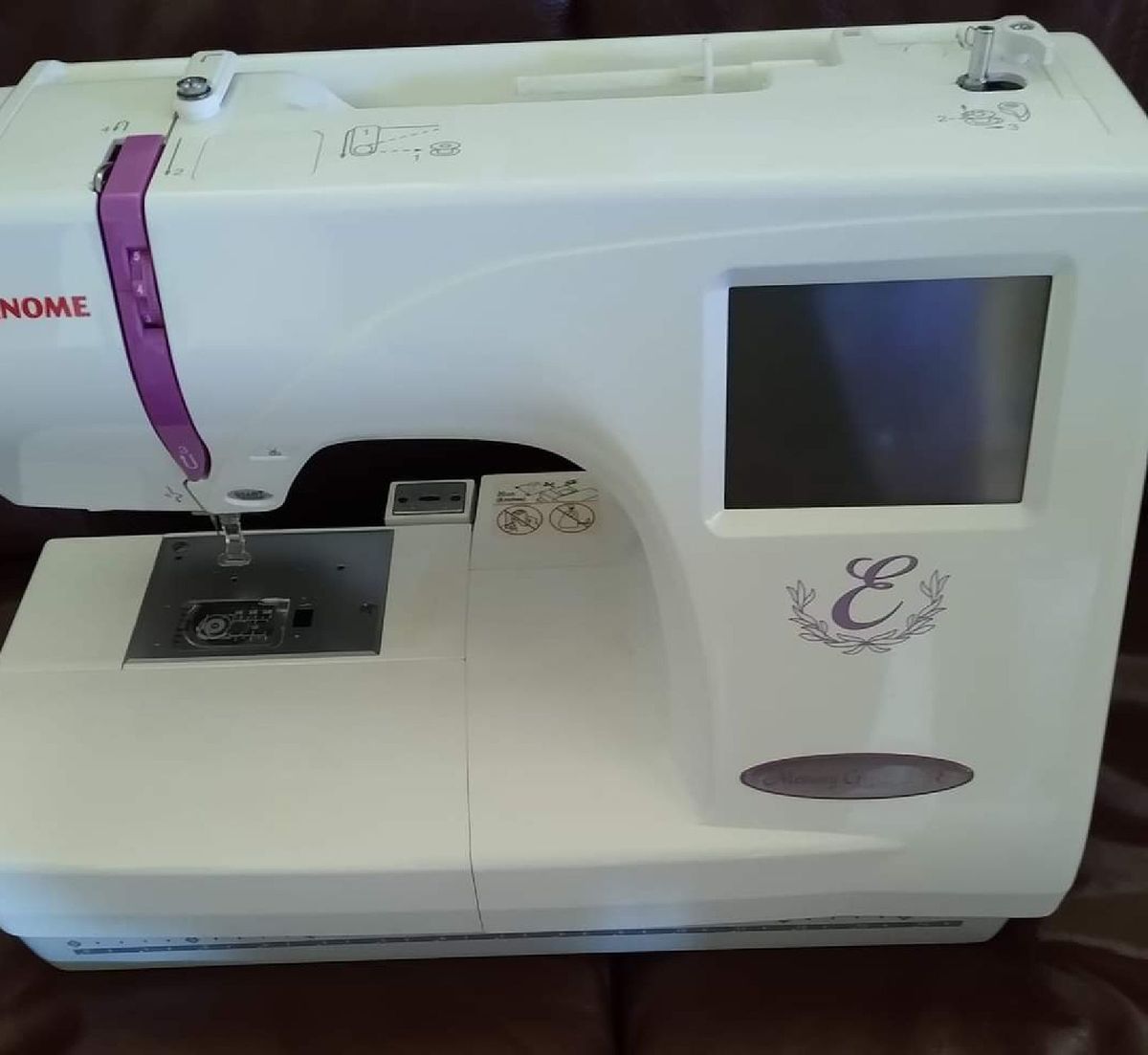 Máquina de Bordado Janome.mc350e | Item Info & Eletro Janome Mc350e Usado 71811304 | enjoei