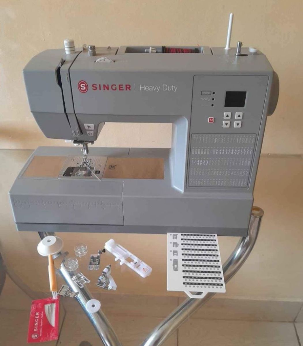 Máquina de Costura Computadorizada Portátil Singer Hd6605 Heavy Duty ...
