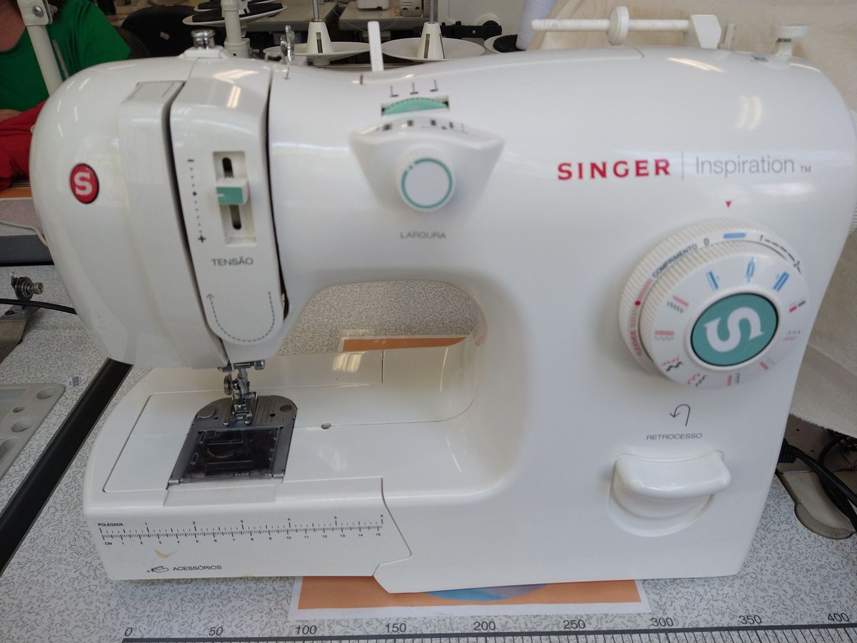 Máquina de Costura Doméstica Singer Inspiration 4218c | Item Info ...