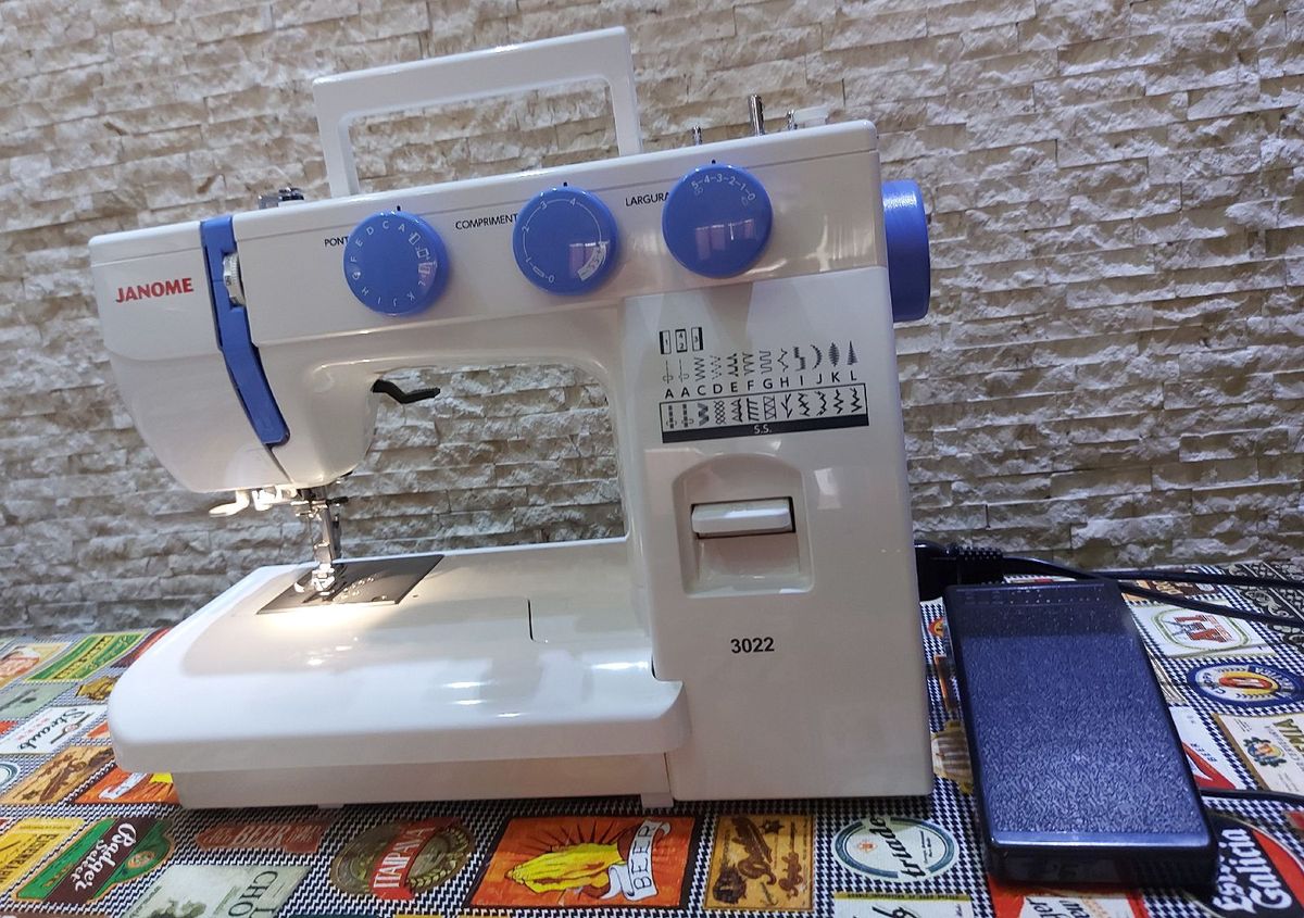 Maquina de Costura Janome 3022 Voltagem 127v | Item Info & Eletro ...