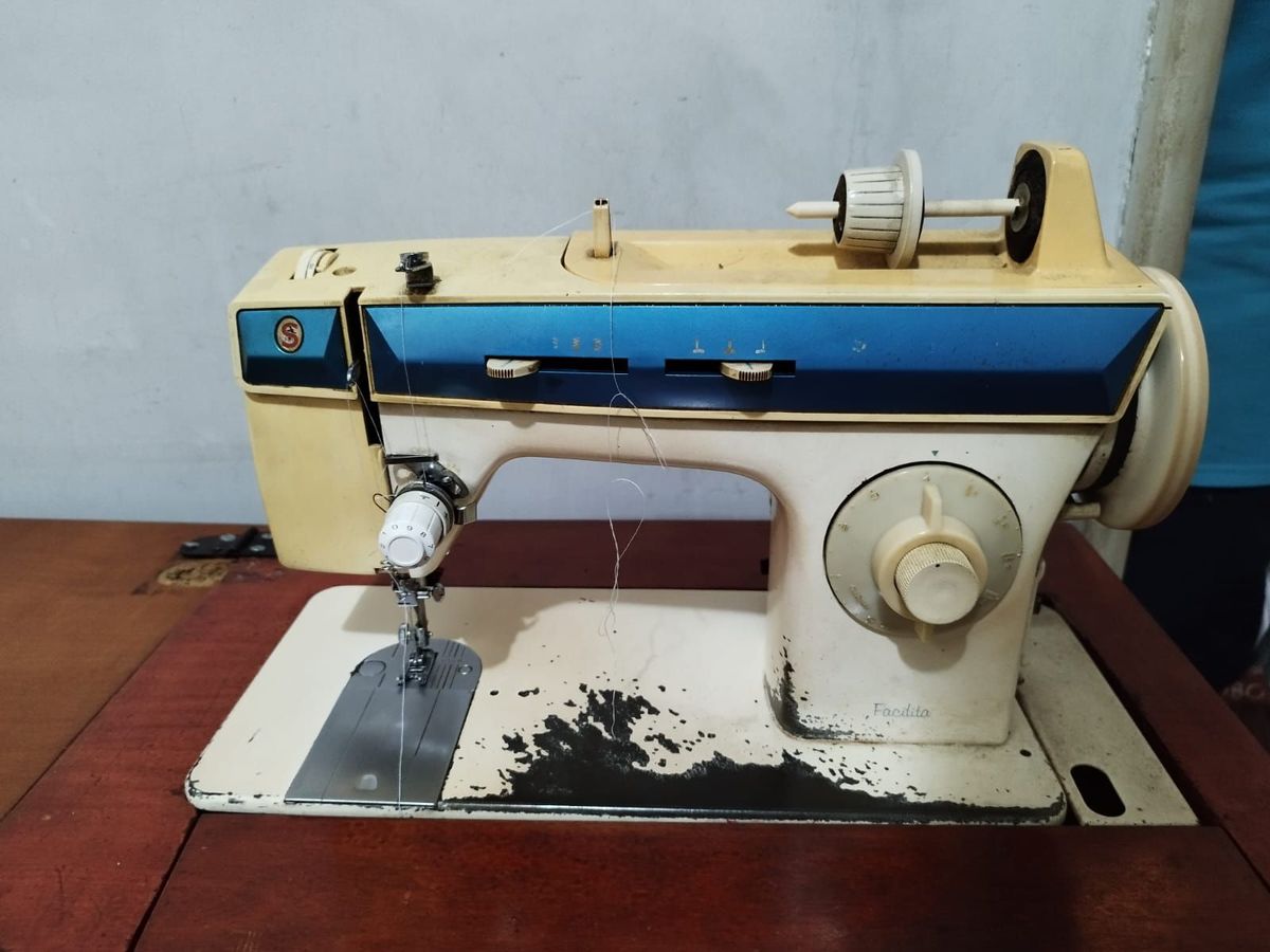 Máquina de Costura Reta Singer (doméstica) | Produto Vintage e Retro ...