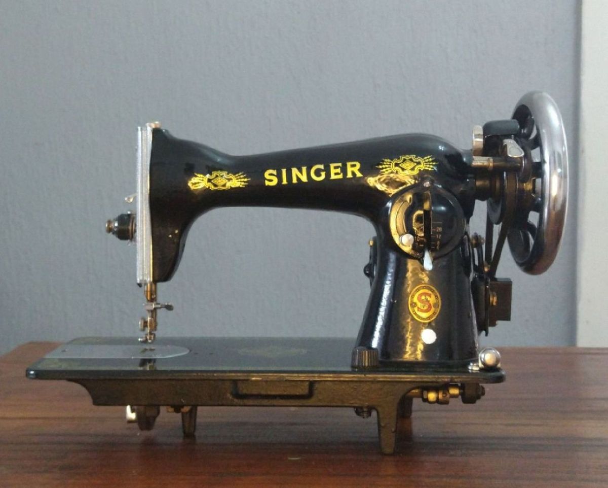 Máquina de Costura Singer 15c Relíquia | Item Info & Eletro Singer ...