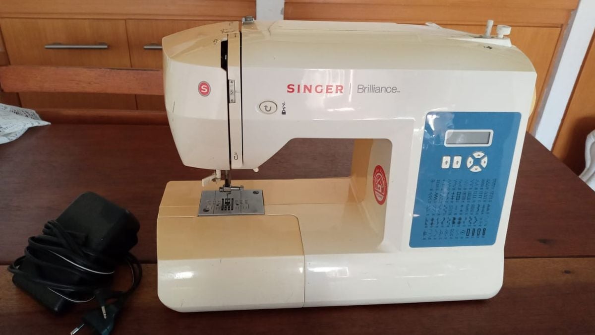Máquina de Costura Singer Brilliance 6160 | Produto Vintage e Retro ...