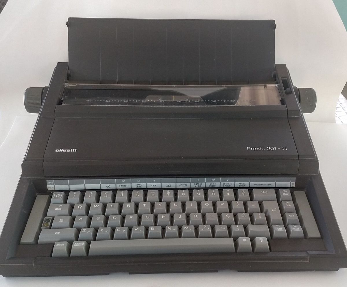 Máquina de Escrever Elétrica Olivetti Praxis 201-ii Raridade | Produto ...