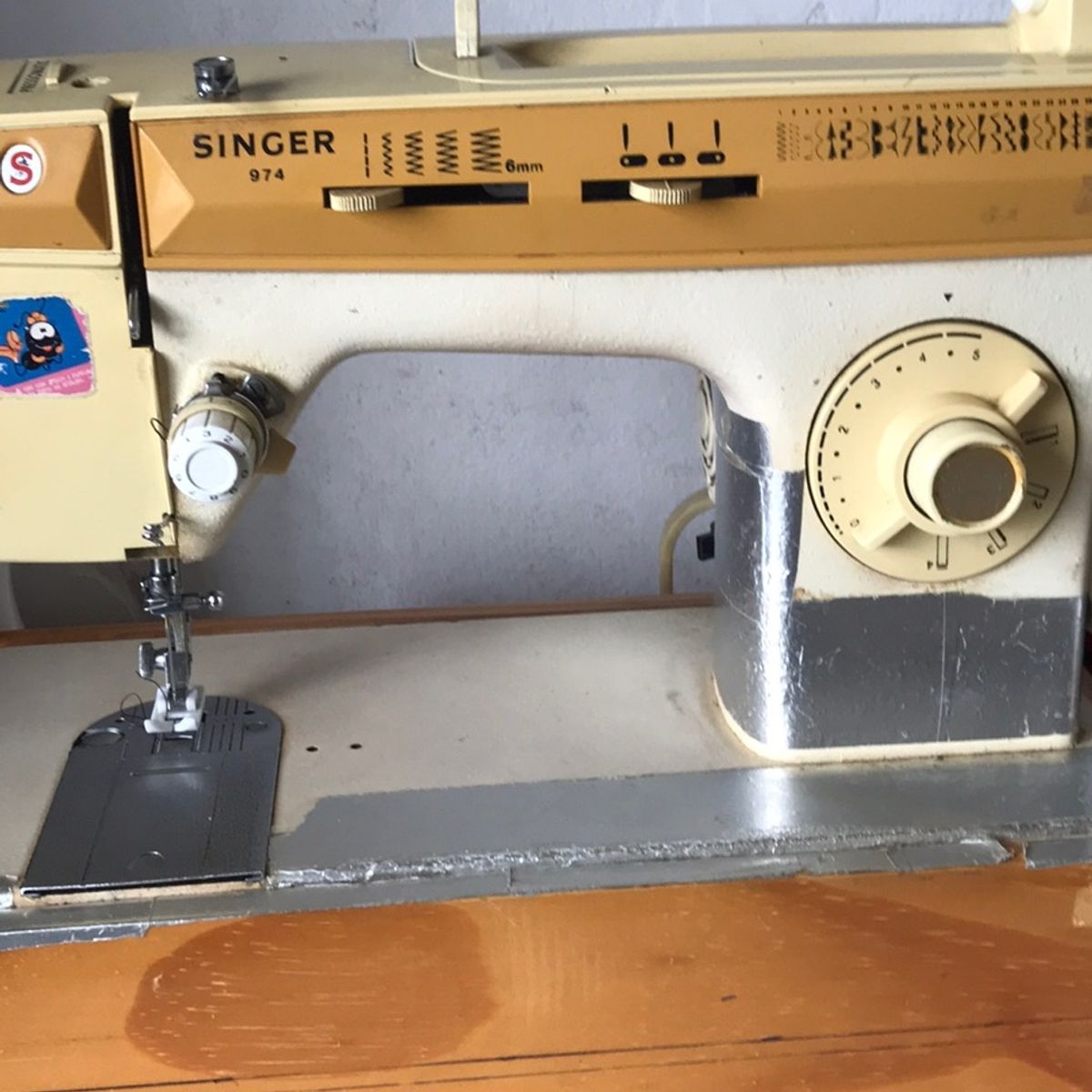 Máquina Doméstica | Móvel p/ Casa Singer 974 Usado 79203110 | enjoei