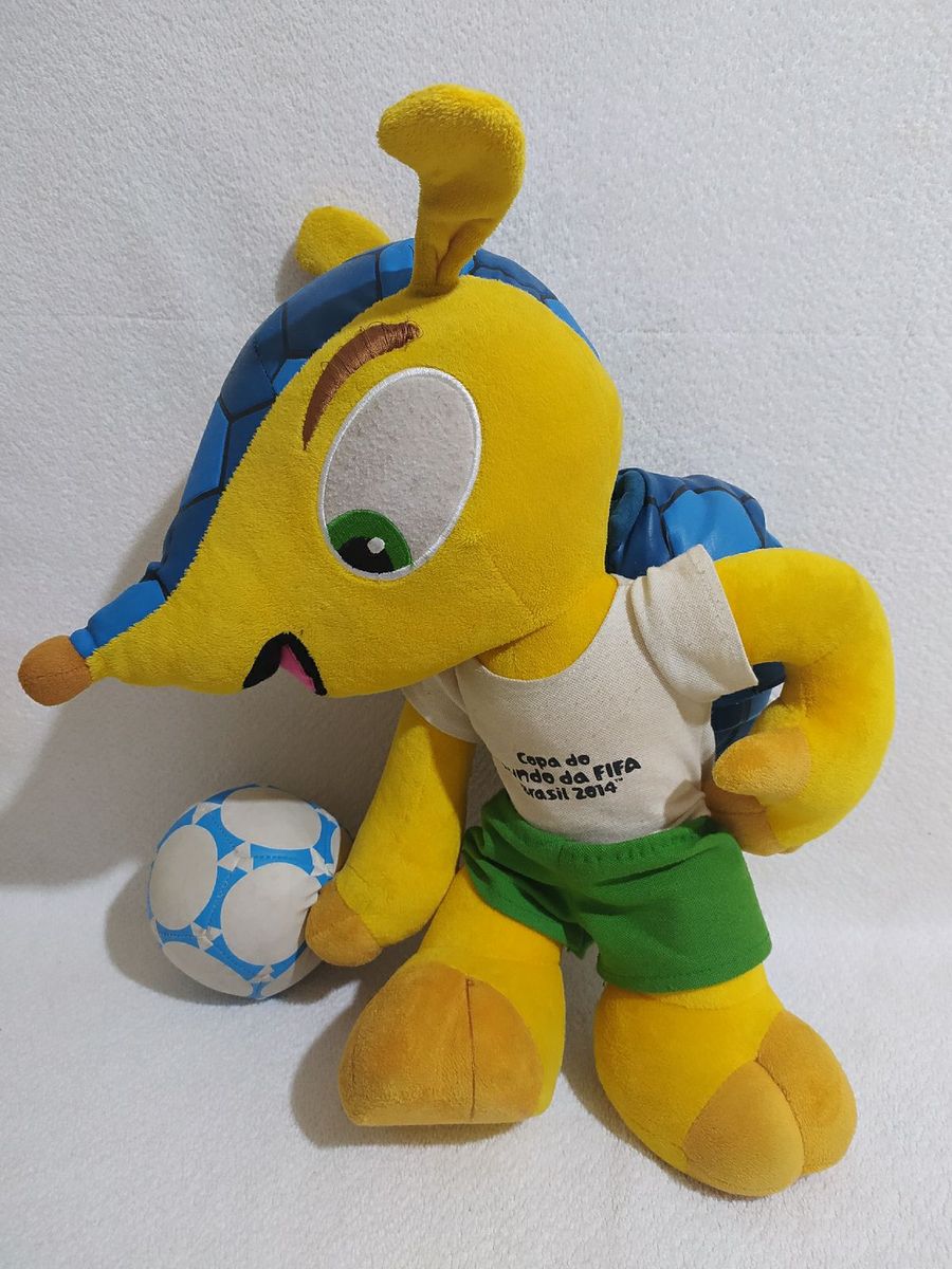 Mascote Gigante Fuleco da Copa do Mundo de 2014 45 Cm | Item Infantil ...