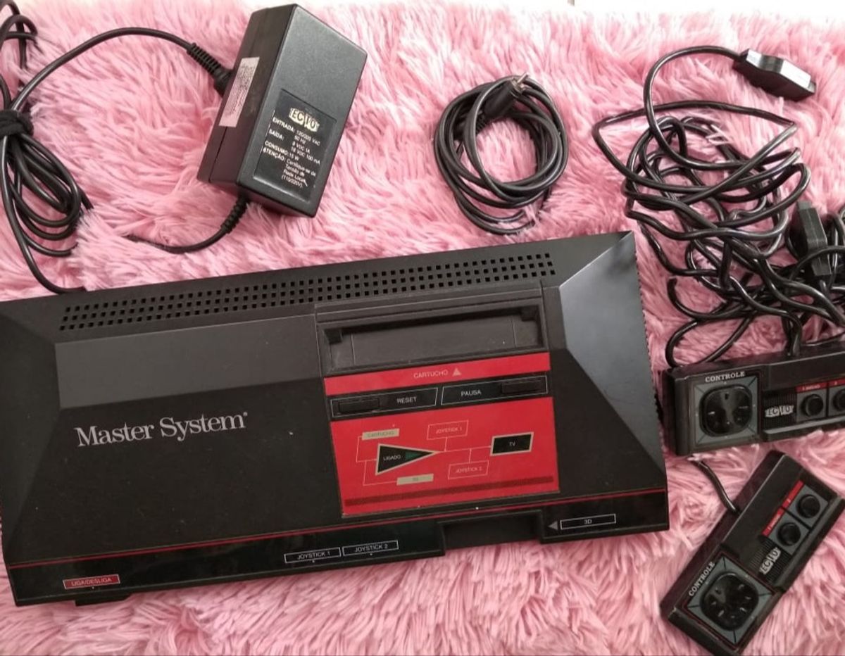 Master System Original com 2 Controles | Capinha Master System Usado ...