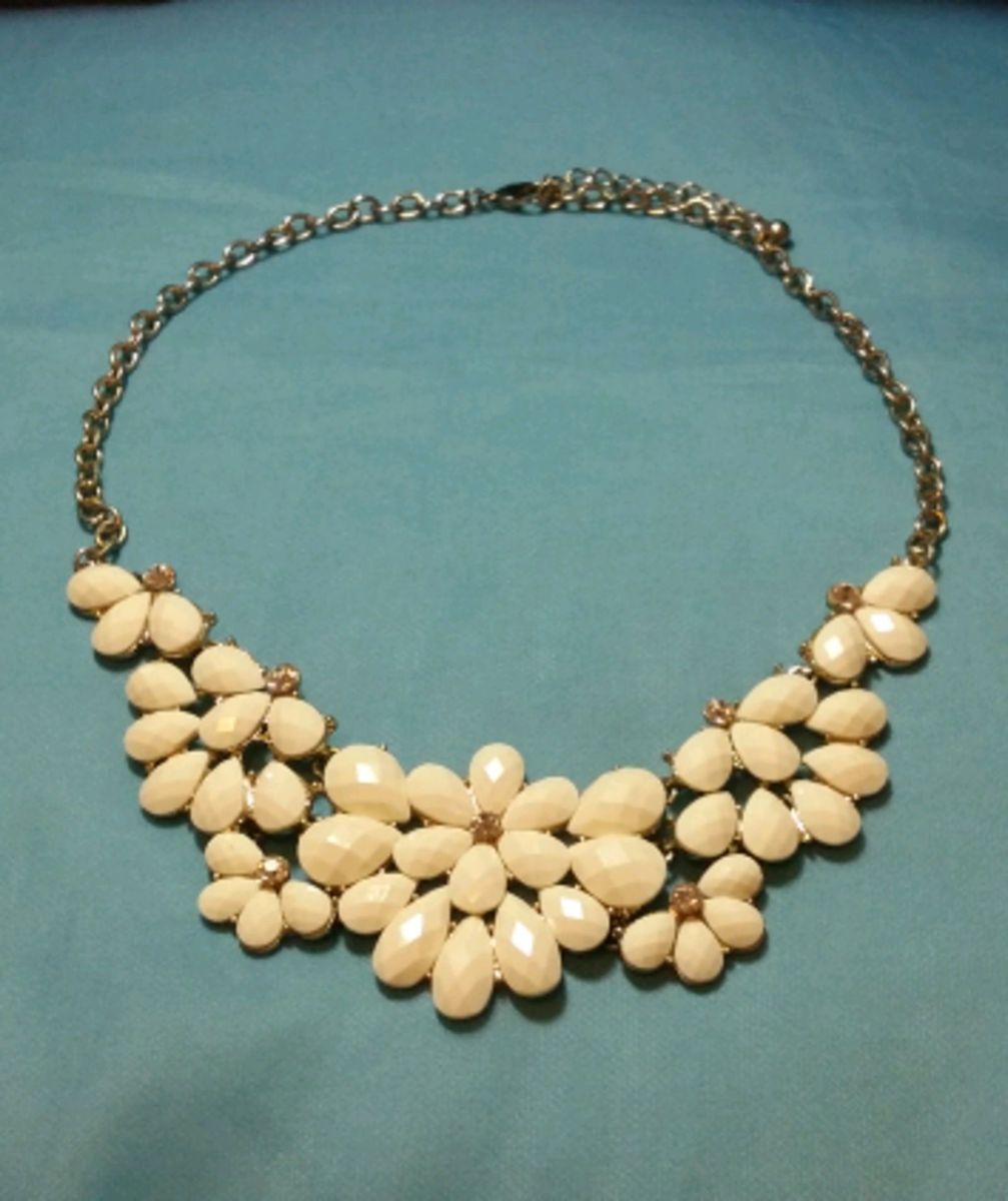 Maxi Colar Off-white | Bijuteria Feminina Forever 21 Usado 17256287 ...