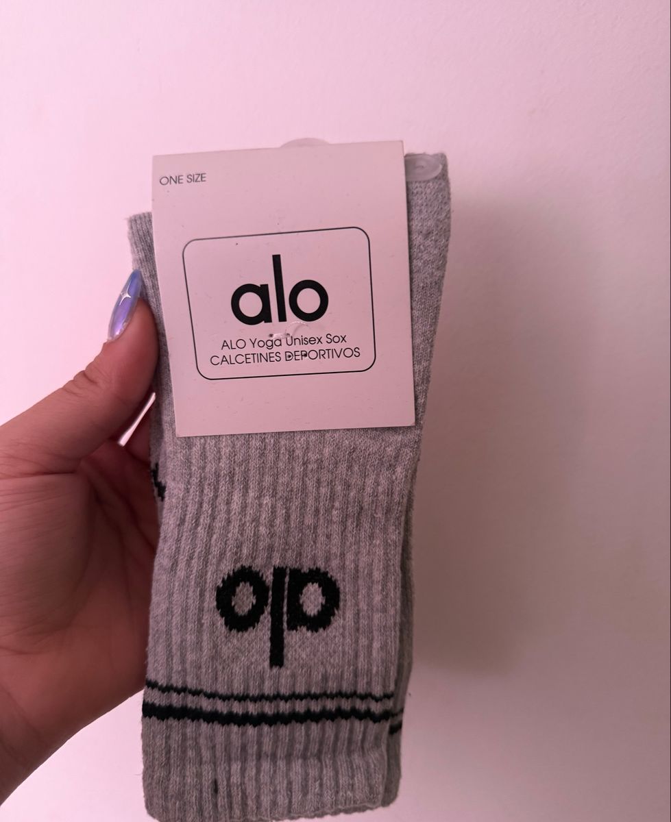 Meia Alo Yoga | Produto Feminino Alo Yoga Nunca Usado 126187319 | enjoei