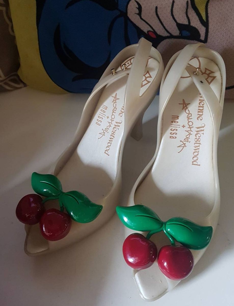 Melissa Lady Dragon de Cereja (cherry) Design da Vivienne Westeood ...